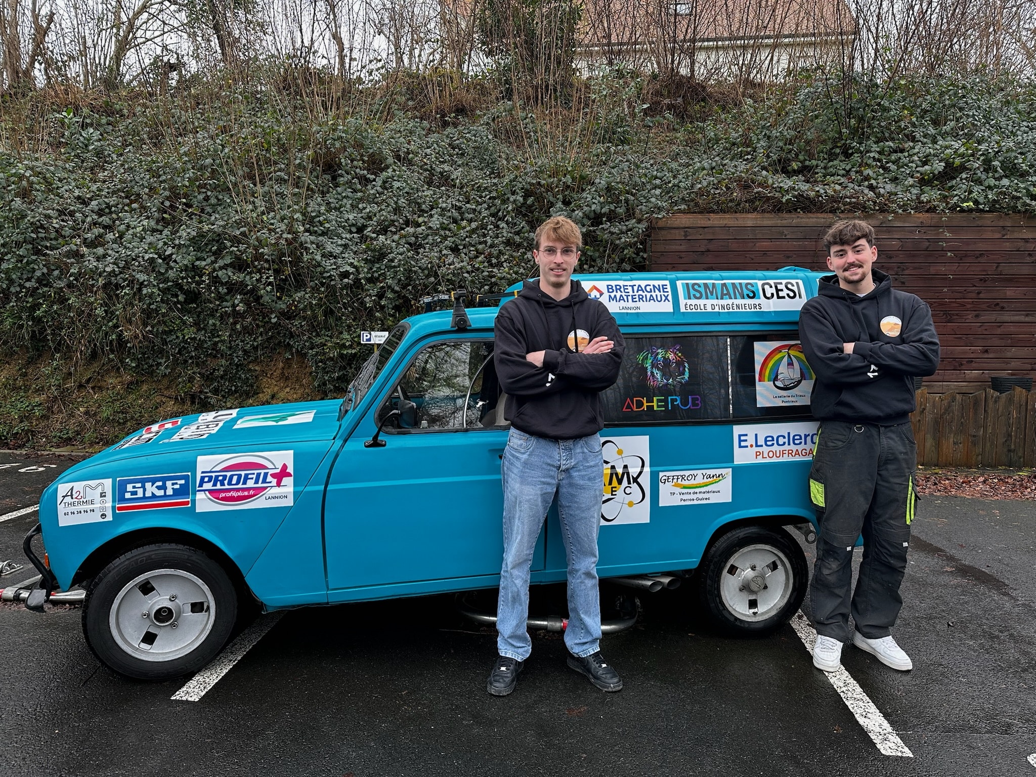 4L Trophy 2025 : découvrez l'équipage RALLYE 4 HELP